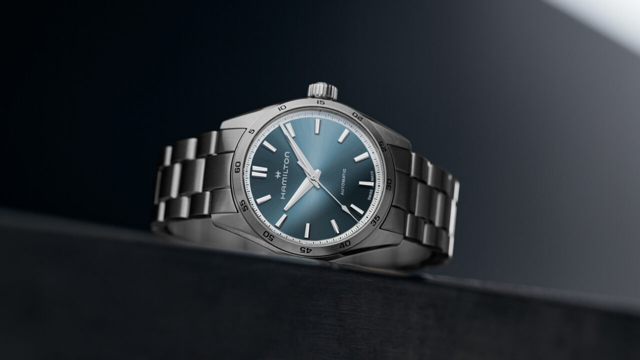 Hamilton Jazzmaster Performer Automatic - ARMBANDUHREN – Das Magazin